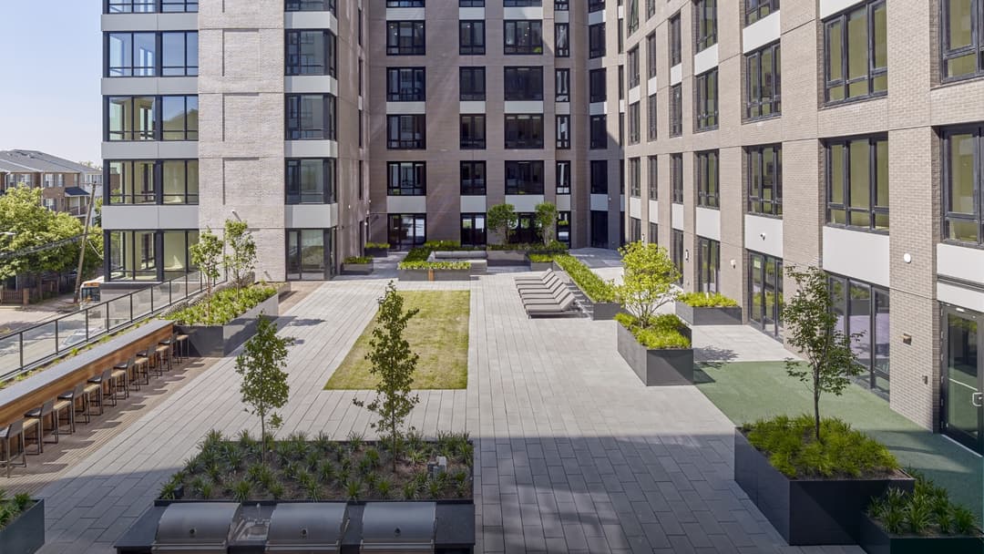 55 Union | Curated Amenity Spaces | Indoor & Outdoor Escapes